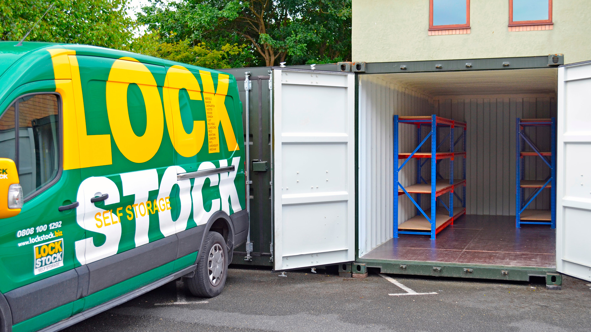 New Year’s Resolutions - Simplifying Life with Self Storage - Lock Stock